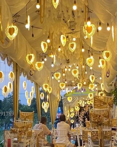 Đèn led đám cưới thả trái tim